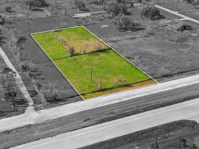 Highway 36, Jones Creek, TX 77541