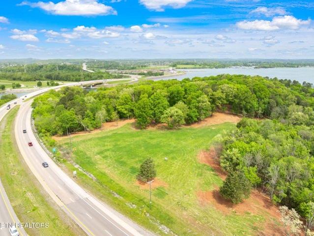 Highway 321 S, Lenoir City, TN 37772