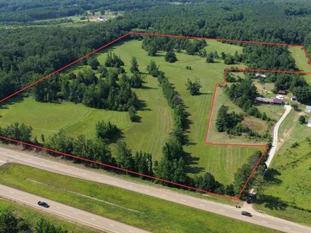 Highway 6 E, Thaxton, MS 38871