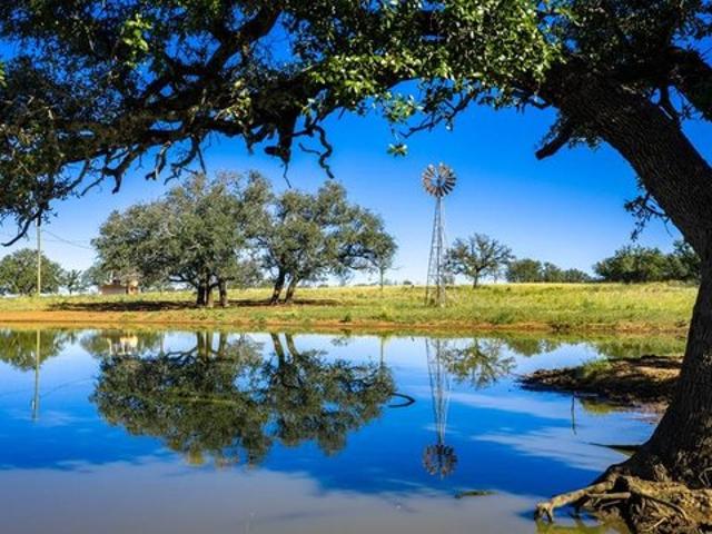 Highway 71, Fredonia, TX 76842