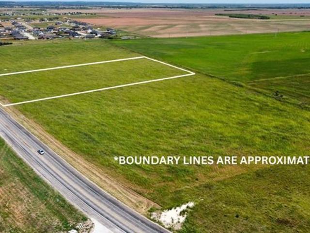 Highway 83, Tuscola, TX 79562