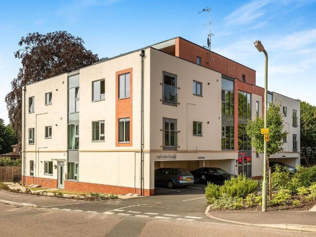 Hightown Gardens, Banbury OX16, 2 bed flat to rent, £1,250 pcm | PrimeLocation