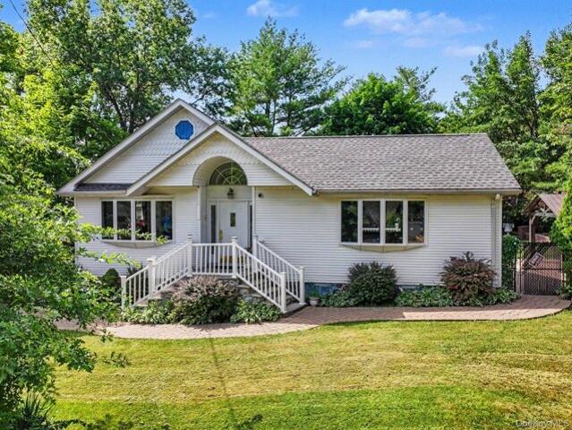 Highview Ave, Orangeburg, Home For Sale