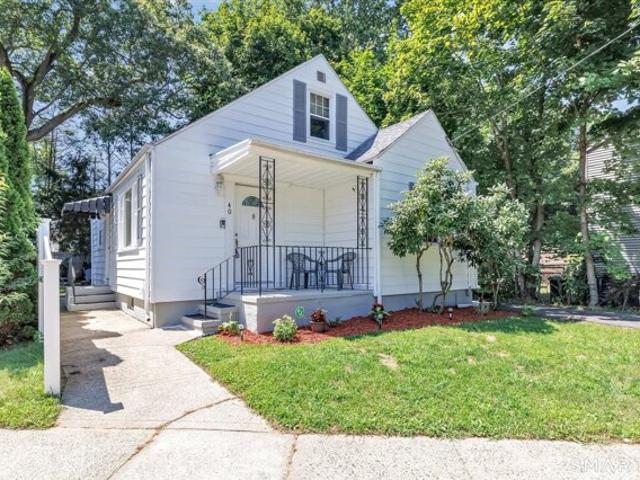 Highview Ave, West Haven, Home For Sale
