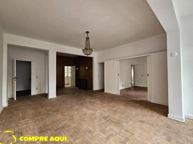 Higienópolis | 3 Dormitórios | 1 Vaga | Andar Alto | 163m2 | Para Reforma