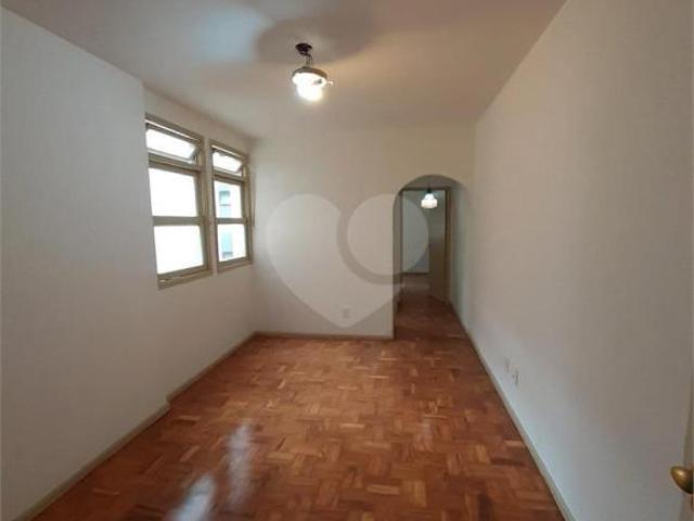 Higienopolis. 3 dormitorios. 2 suites e vaga