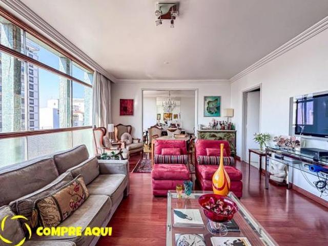 Higienópolis | 3 quartos 1 suíte | 2 salas | Janelões | Vista livre | 194m²