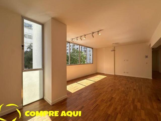 Higienópolis | 3 Quartos | 1 Suíte | 4 Banheiros | 1 Vaga | 130 Metros