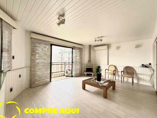 Higienópolis | 3 Quartos | 2 Suítes | 2 Vaga | 160m² | 2 Varandas