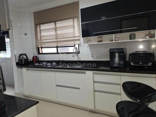 Higienópolis / Residencial Juruá Apartamento com 02 dormitórios com armários embutidos