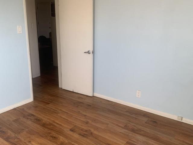Higland Park Room For Rent