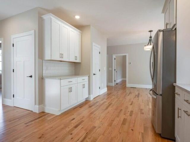 Hikers Ln, Nashua, Condo For Sale