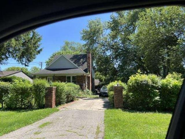 Hilton Dr