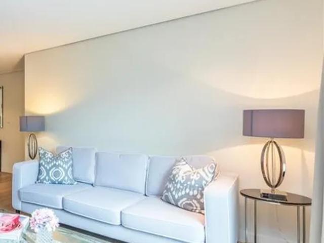 Hilton London Metropole, 225 Edgware Road, London, W2 1JU, United Kingdom | 3 bed apartment for rent #135185710 | Rentberry