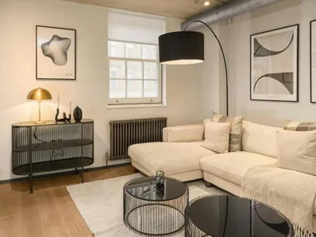 Hilton London Bankside, 2 8 Great Suffolk Street, Bankside, London, SE1 0UG, United Kingdom | 2 bed apartment for rent #160136706 | Rentberry