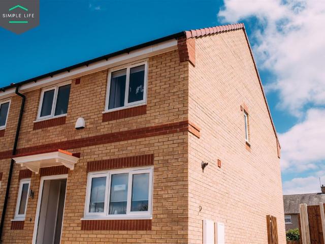 Hilton Square, Leigh WN7, 3 bed semi detached house to rent, £1,270 pcm | PrimeLocation
