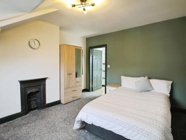 Hilton Road, Chapel Allerton, Leeds, West Yorkshire LS8, Room to rent, £650 pcm | PrimeLocation