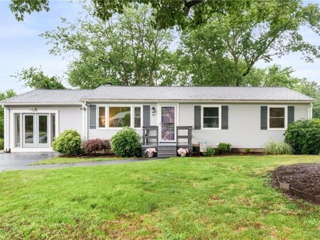 Hilton Rd, Warwick, Home For Sale