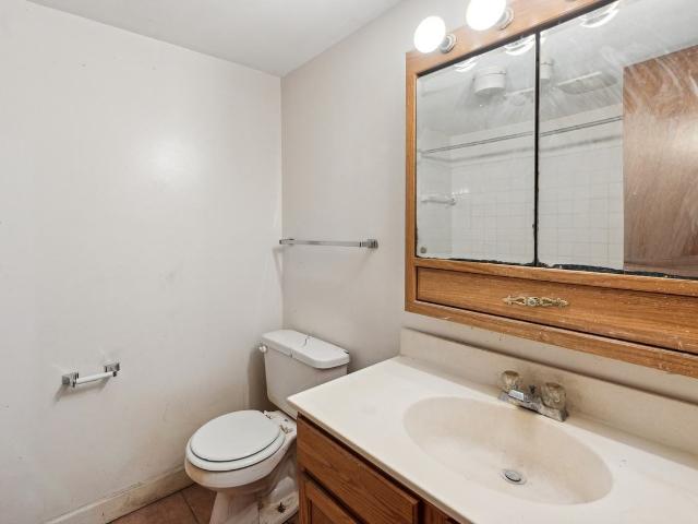 Hiland Flatz 2 Bedroom Apartment for Rent at 2901 Mersey Ln, Lansing, MI 48911 Averill Woods