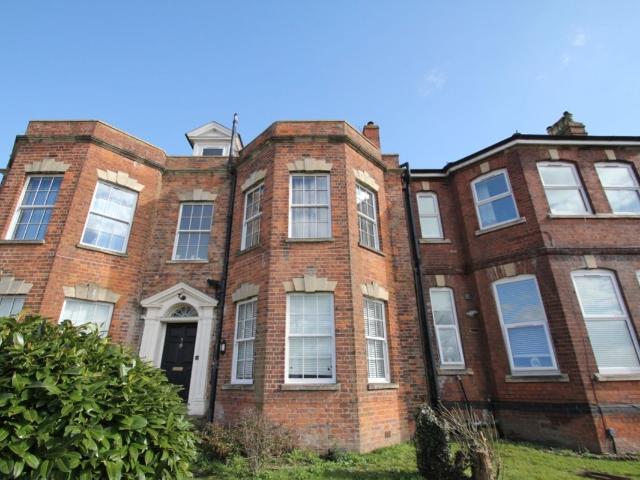 Hilborough Road, Tuffley, Gloucester GL4, 2 bed flat to rent, £1,000 pcm | PrimeLocation