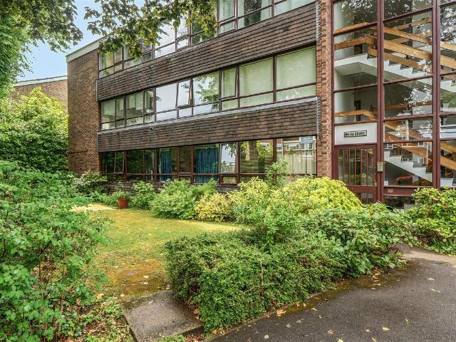 Hilda Court, Surbiton KT6, 2 bed flat to rent, £1,800 pcm | PrimeLocation