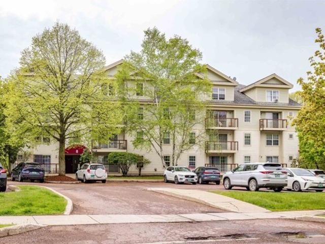 Hildred Dr, Burlington, Condo For Sale