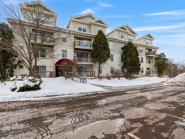 Hildred Dr, Burlington, Condo For Sale