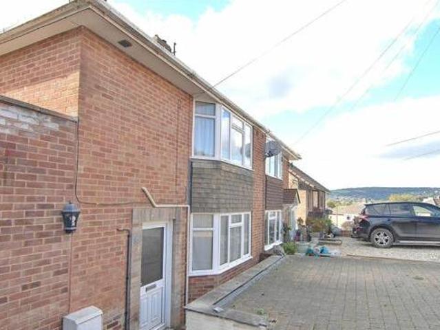 Hill Close, Stroud, 3 Bedroom Semi detached