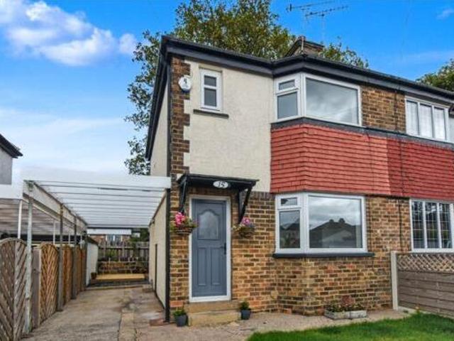 Hill Court Avenue, Leeds, 2 Bedroom Semi detached