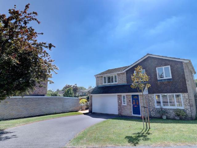 Hill Farm Way, Hazlemere, High Wycombe, Buckinghamshire HP15, 4 bed detached house to rent, £2,700 pcm | PrimeLocation