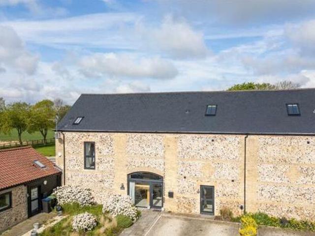 Hill Farm View, Dullingham, 5 Bedroom Barn