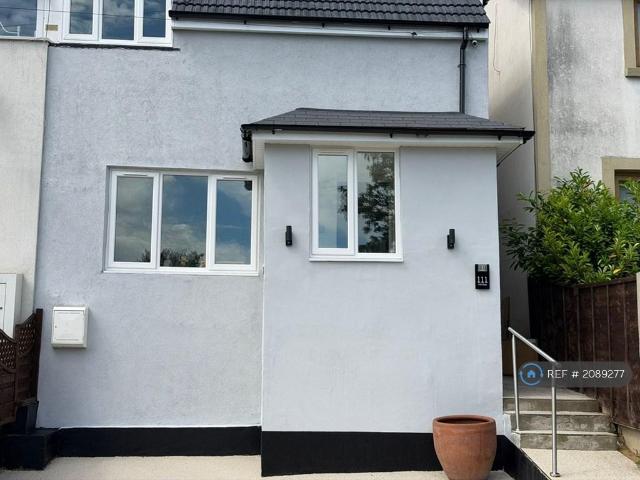 Hill Rise, Dartford, DA2 5 bed semi detached house to rent £2,800 pcm £646 pw