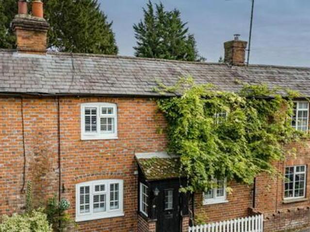Hill Road, Oakley, 2 Bedroom Cottage