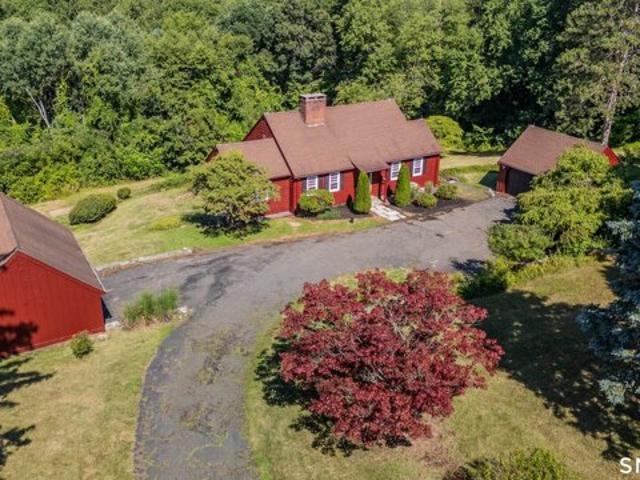 Hill St, Suffield, Home For Sale