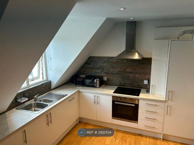 Hill Street, Tunbridge Wells TN1, 1 bed flat to rent, £1,050 pcm | PrimeLocation