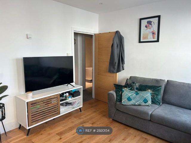 Hill Street, Tunbridge Wells TN1, 1 bed flat to rent, £1,050 pcm | PrimeLocation