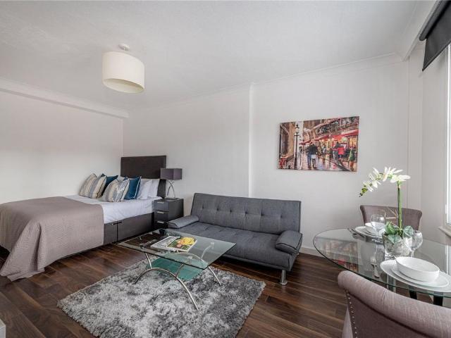 Hill Street, W1J Studio to rent £2,730 pcm £630 pw