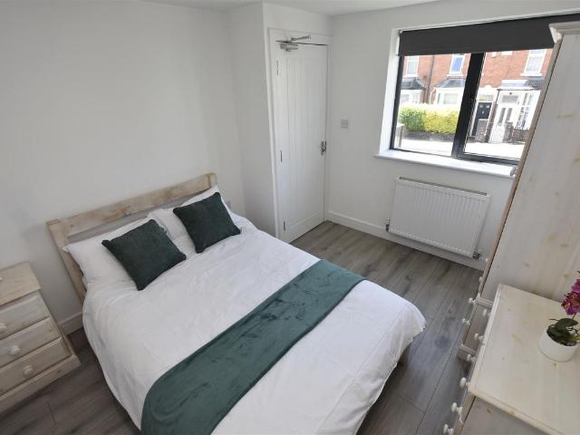 Hill Street, Worcester City Centre, Worcester WR5, Room to rent, £675 pcm | PrimeLocation