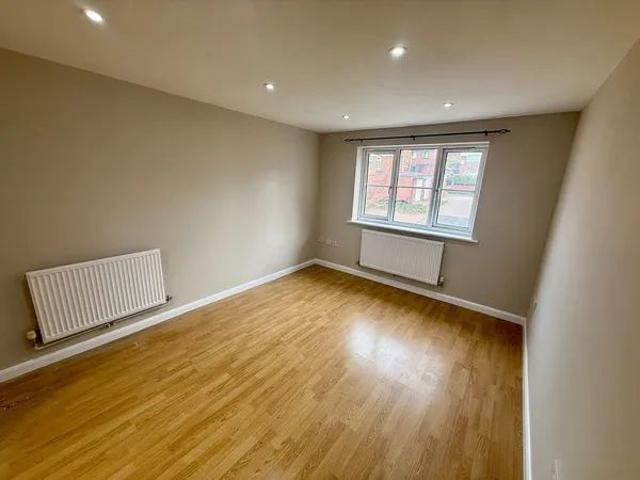 Hill Street, Worcester, WR5