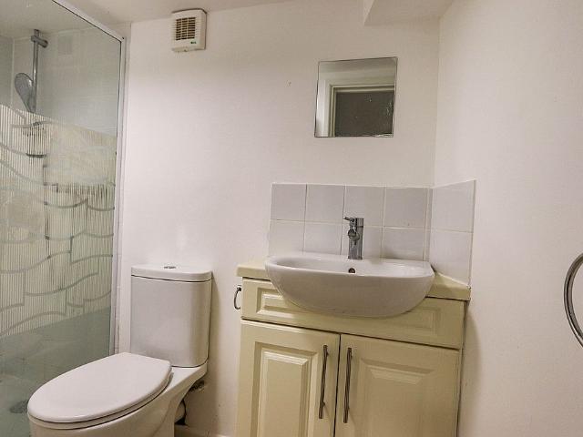 Hill Street, Haverfordwest SA61, Room to rent, £375 pcm | PrimeLocation