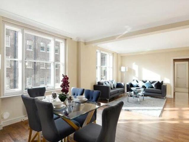 Hill Street, London, 3 Bedroom Apartment
