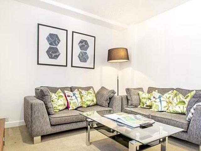 Hill Street, London, 1 Bedroom Apartment