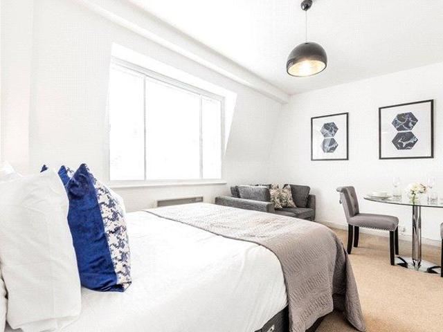 Hill Street, London, W1J Studio to rent £2,730 pcm £630 pw