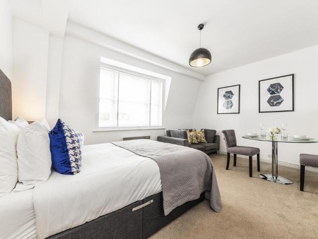 Hill Street, London, W1J Studio to rent £2,730 pcm £630 pw