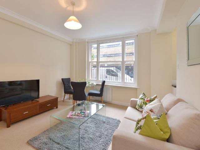 Hill Street, London W1J, 1 bed flat to rent, £3,857 pcm | PrimeLocation