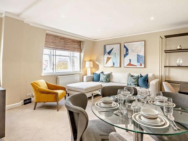 Hill Street, London W1J 2 bed apartment to rent £5,416 pcm £1,250 pw