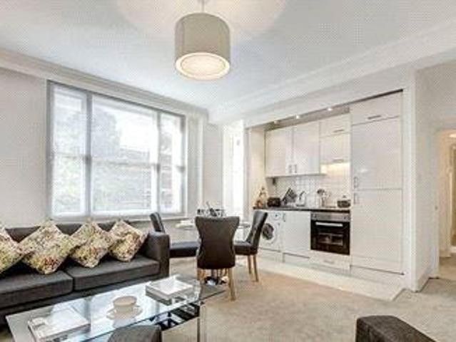 Hill Street, London, W1J 2 bed apartment to rent £5,460 pcm £1,260 pw