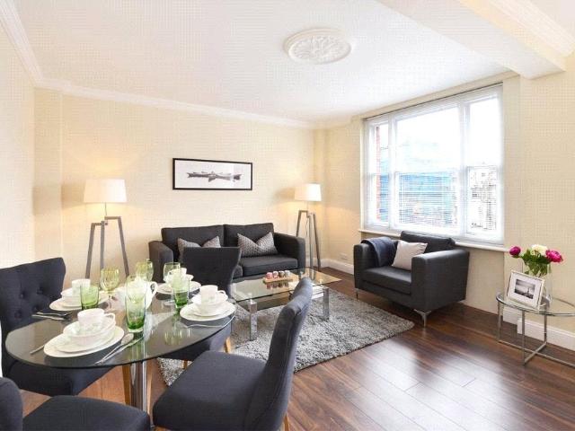 Hill Street, London, W1J 2 bed flat to rent £5,460 pcm £1,260 pw