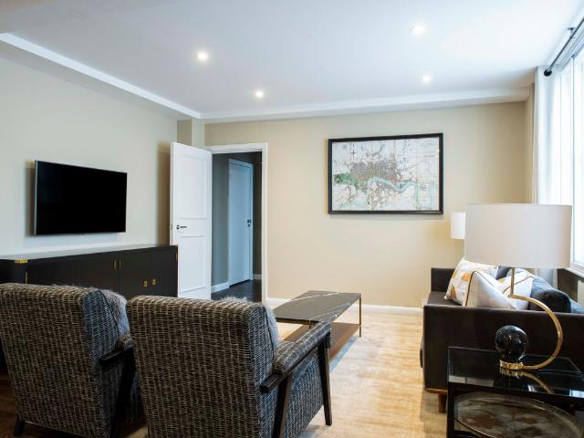 Hill Street, London W1J, 2 bed flat to rent, £5,460 pcm | PrimeLocation