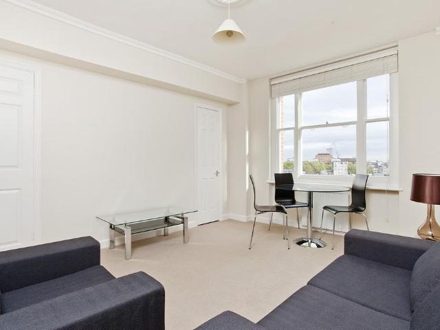Hill Street, Mayfair, London, W1J 1 bed apartment to rent £3,510 pcm £810 pw